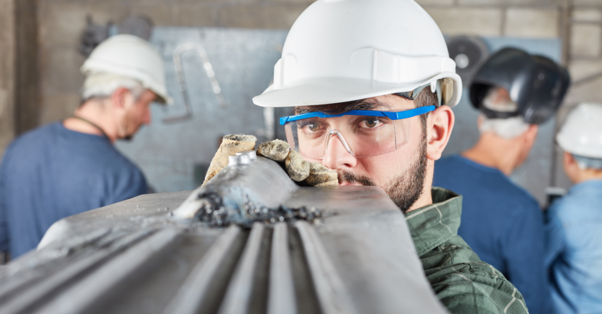 Applus+ carries out quality control of the world's largest caisson ship ...