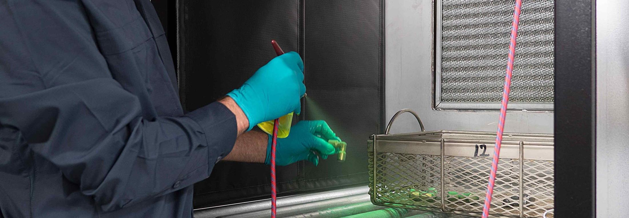 LPT Test | Liquid penetrant testing- NADCAP | Applus+ en México